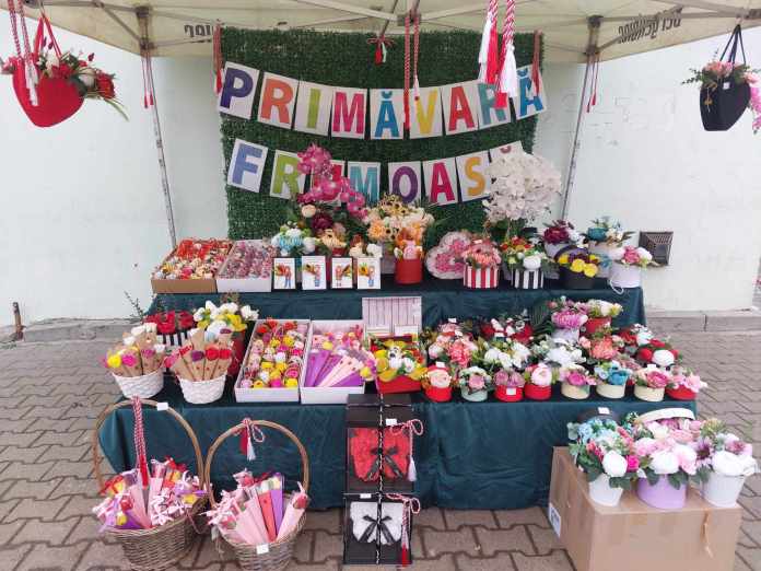 Tavaszi díszek és kiegészítők vásárolhatóak a piacon – anziksz